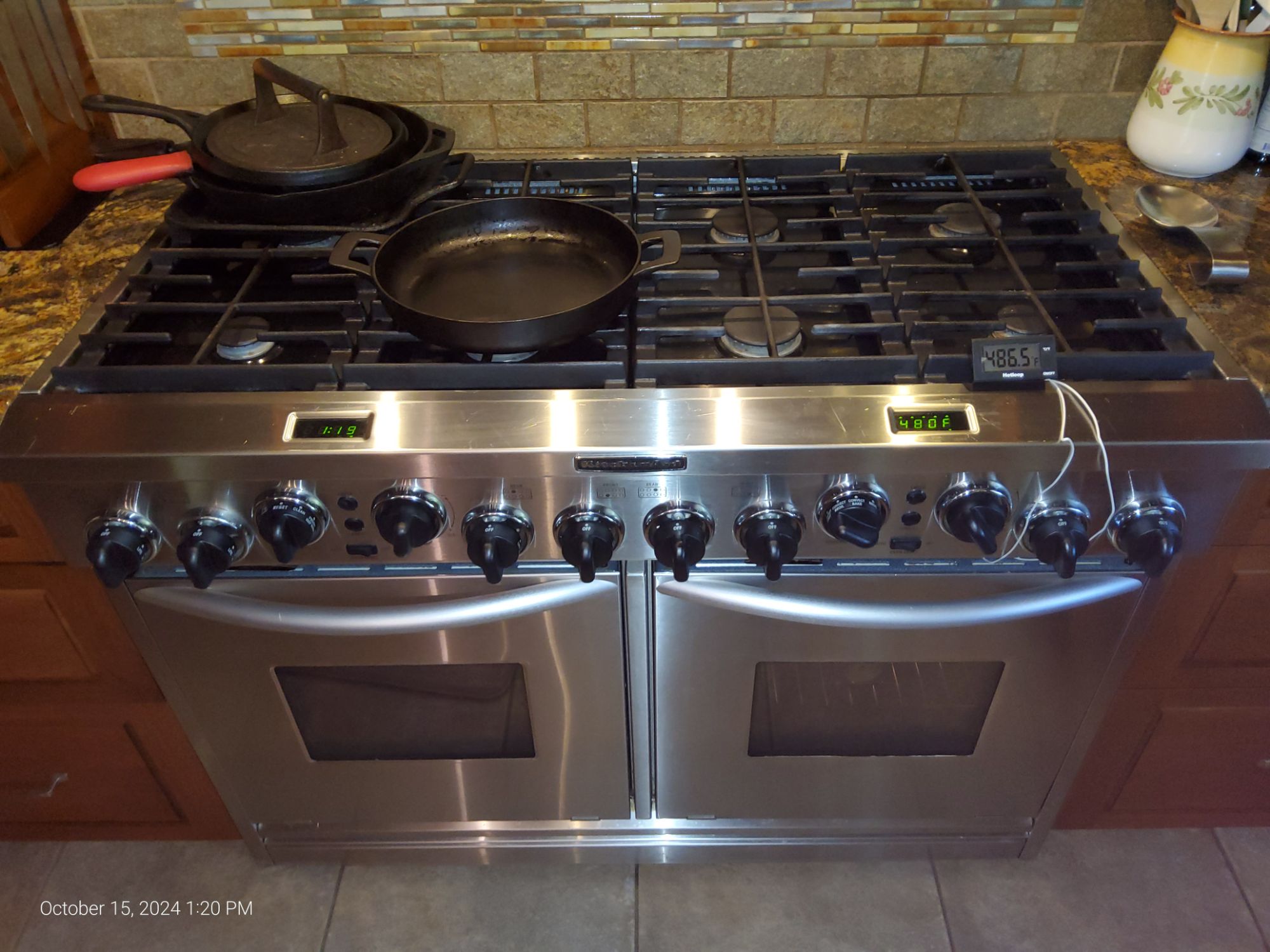 How to Use Hobs with Different Types of Cookware: Bottles, Pans, Pots ...